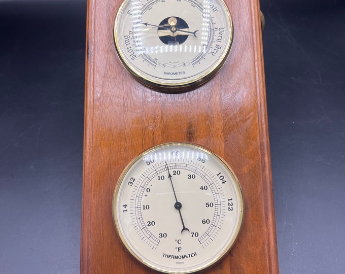 Vintage Wooden Wether Instrument, Measuring the Temperature in F and ...
