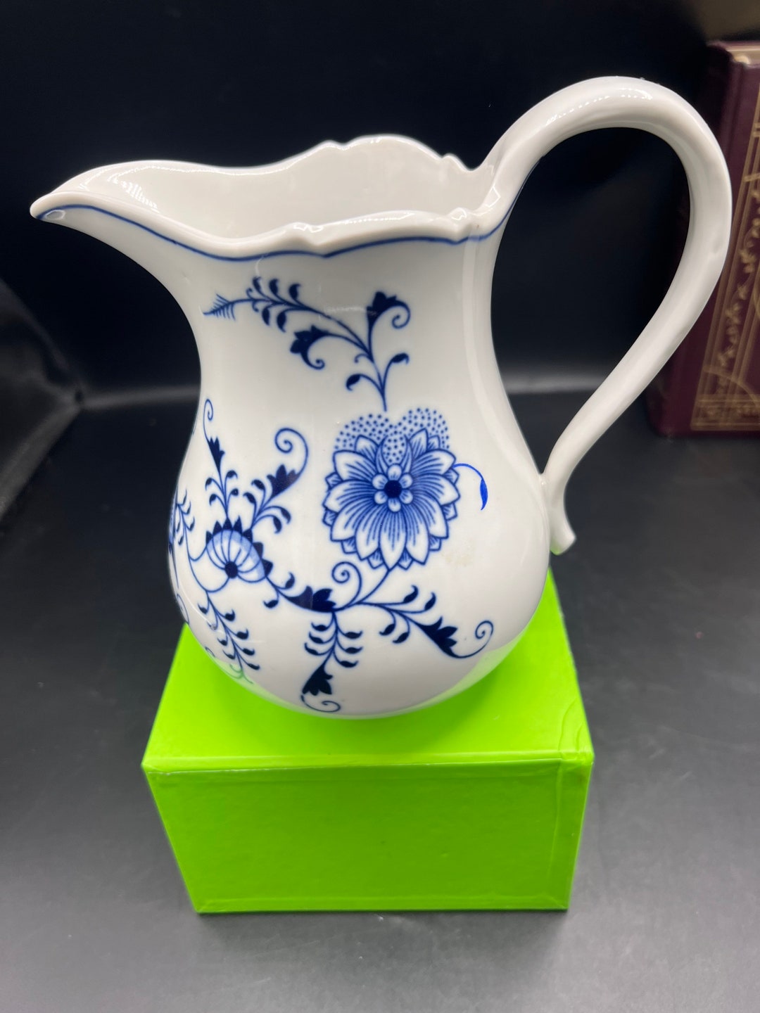 Vintage Zwiebelmuster Porcelain Original Bohemia Blue Onion Pitcher ...
