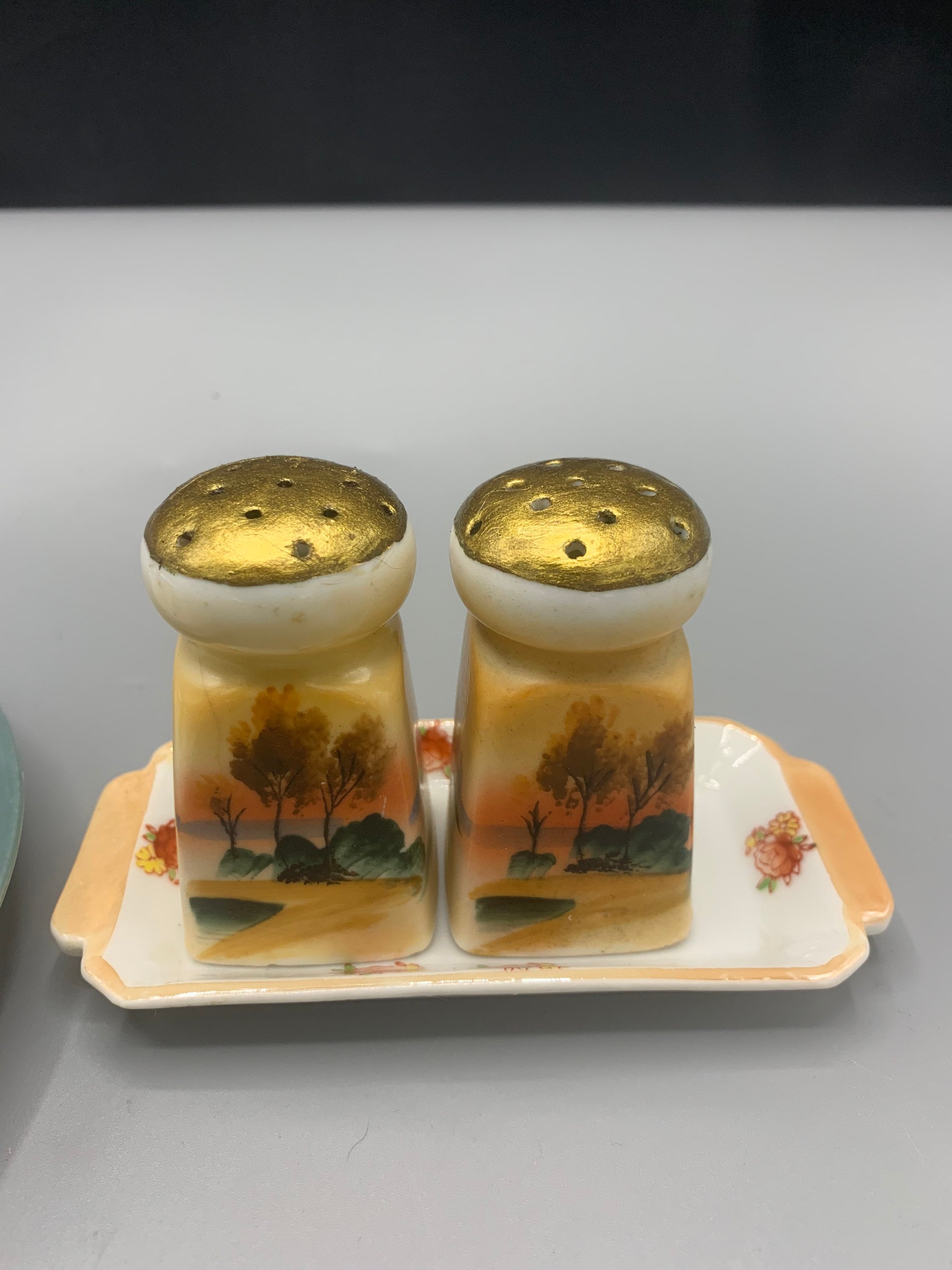 Vintage Japanese Salt and Pepper Shakers - Etsy