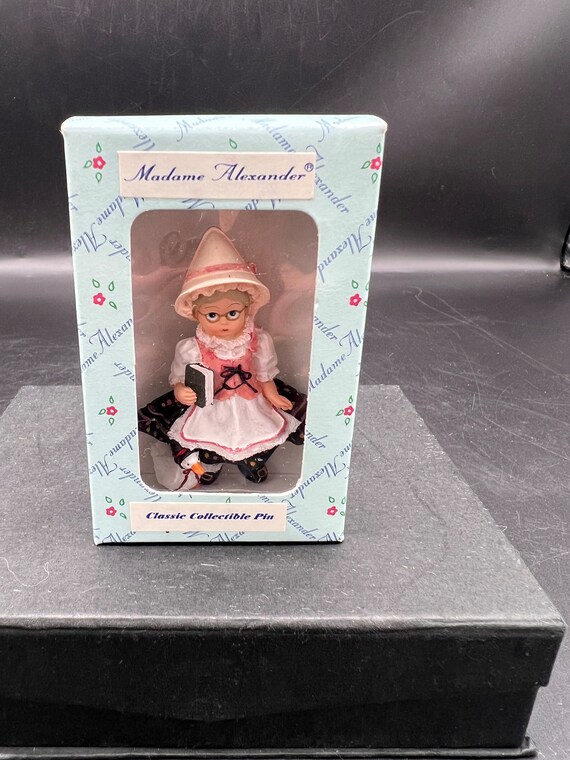 Madame Alexander Mother Goose / Cinderella Classic Co… - Gem