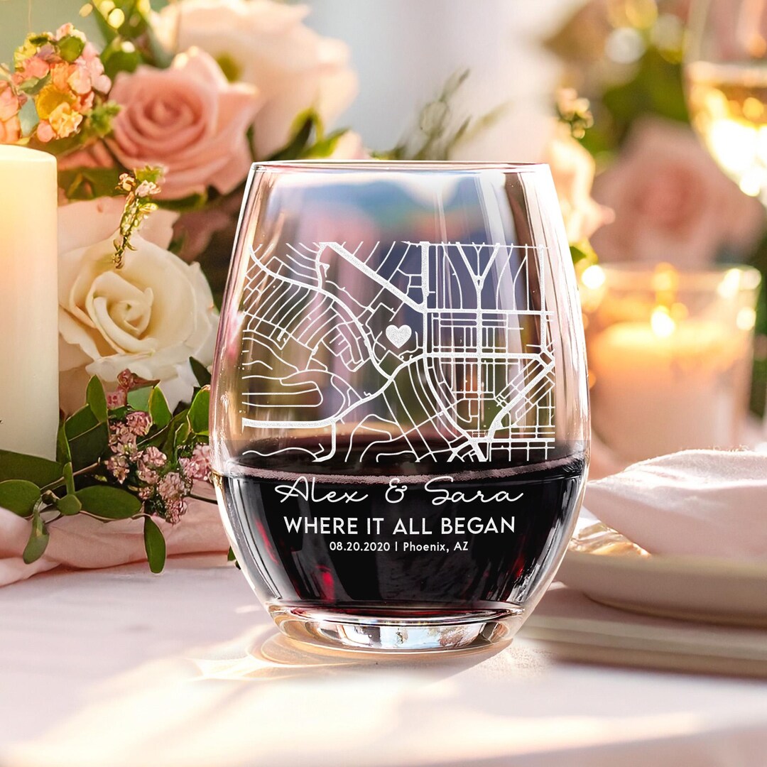 Custom Couple Map Wine Glass, Personalized Wedding Gifts for Couple ...