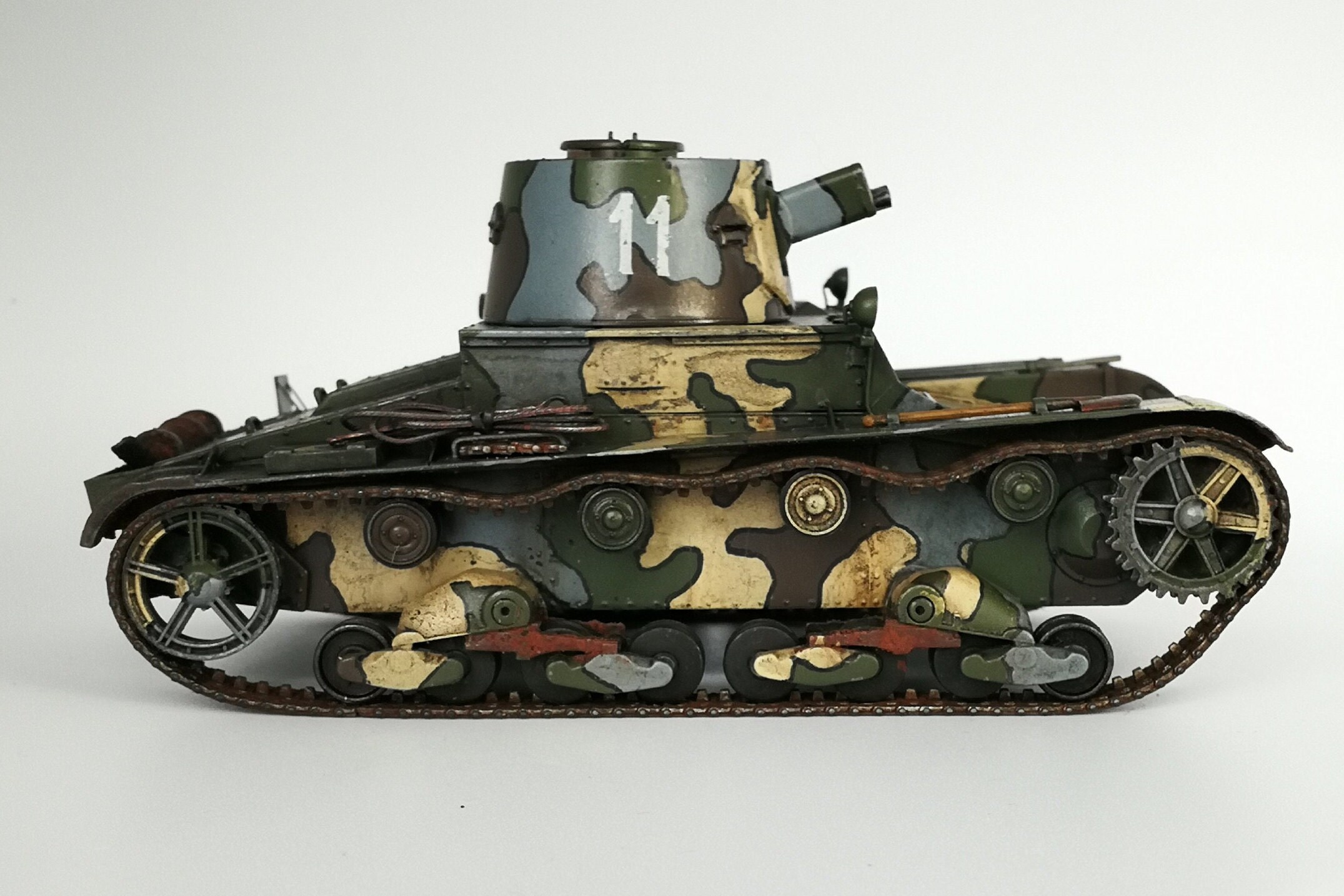 Light Tank Vickers 6 Ton Mk.e Type B in Bulgarian Service. WWII Military Model Series 1:35 Scale ...