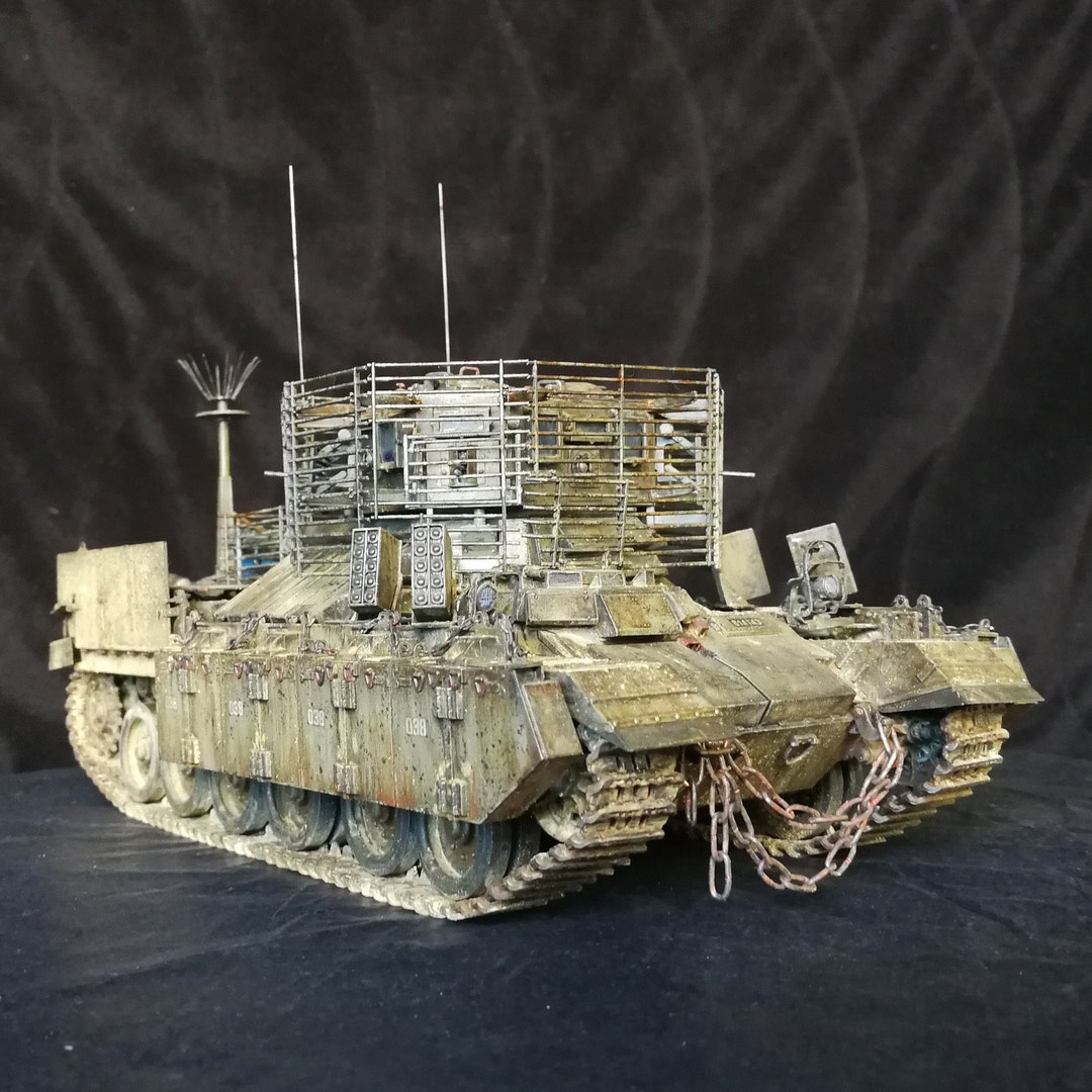 IDF APC Nagmachon (doghouse II). Military Model Series 1:35 Scale Fully ...