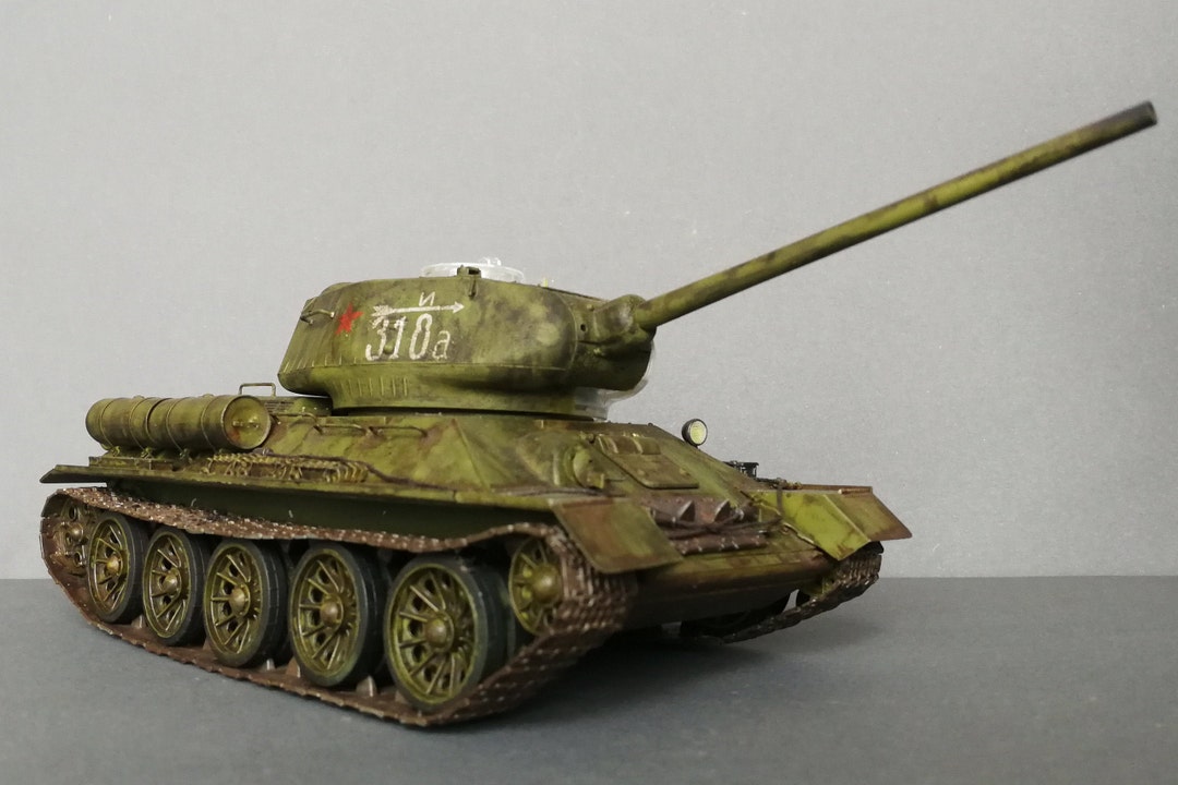 T-34/85 Soviet Medium Tank 1944 Factory 183 Full Interior Kit 1:35 Scale - Etsy