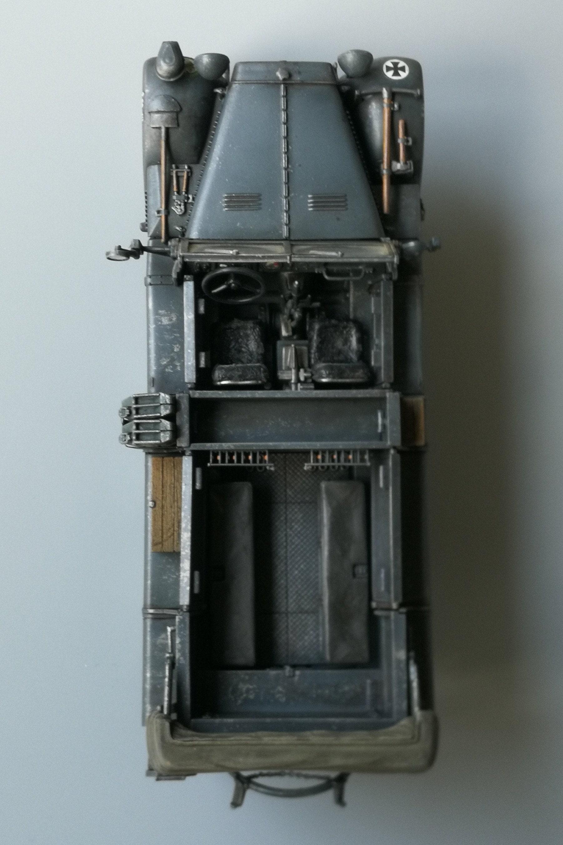German Half-track Vehicle Sd.kfz.10 Demag D7. WWII Military Model ...