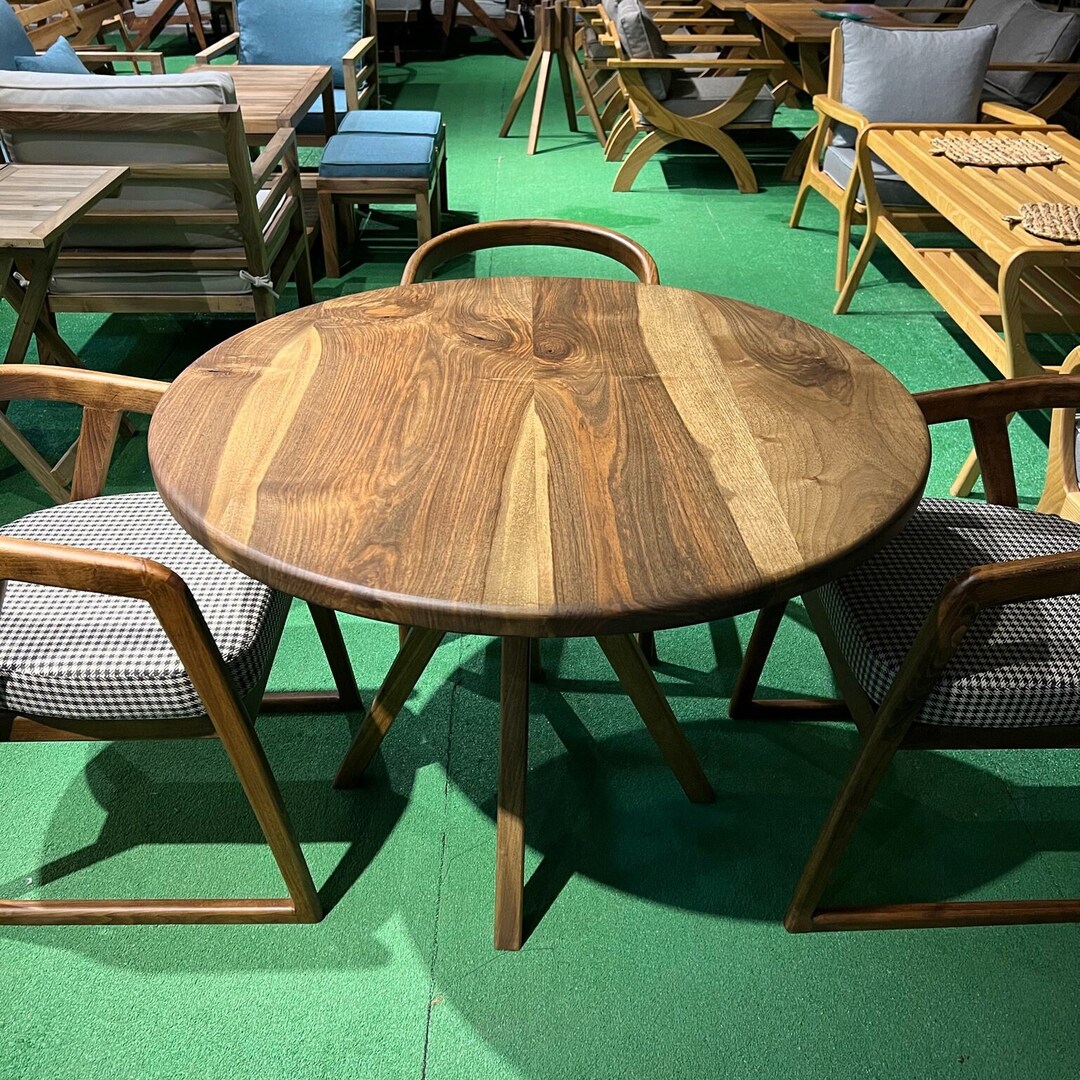 Round Walnut Kitchen Table With Wooden Legs, Pedestal Standing Table ...