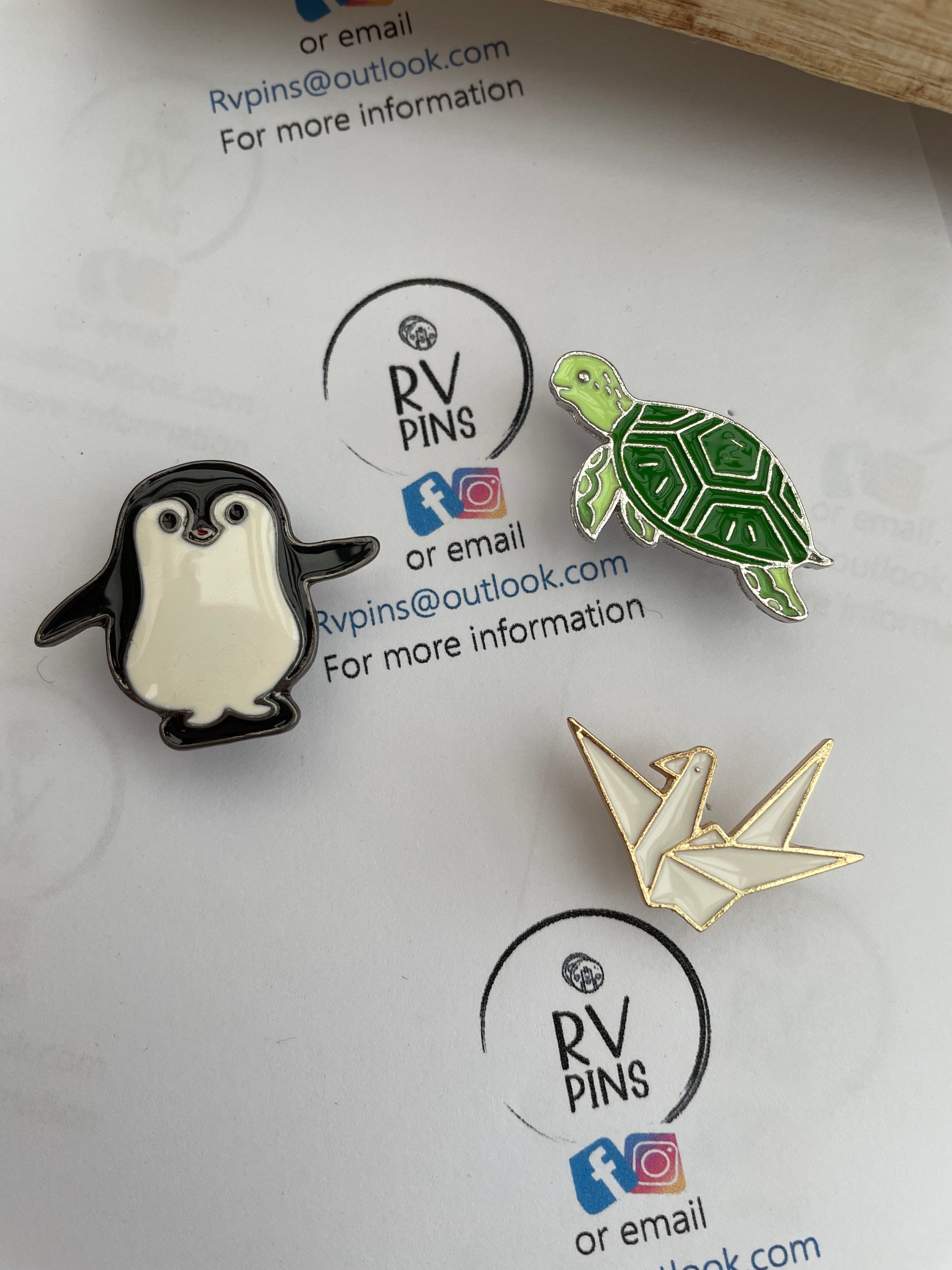 Animal Design Enamel Pin Badges - Etsy