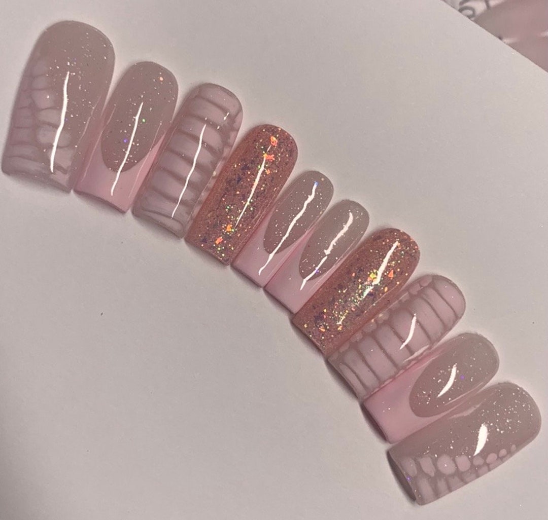 Pink Croc Press on Nails RIYNAILS - Etsy