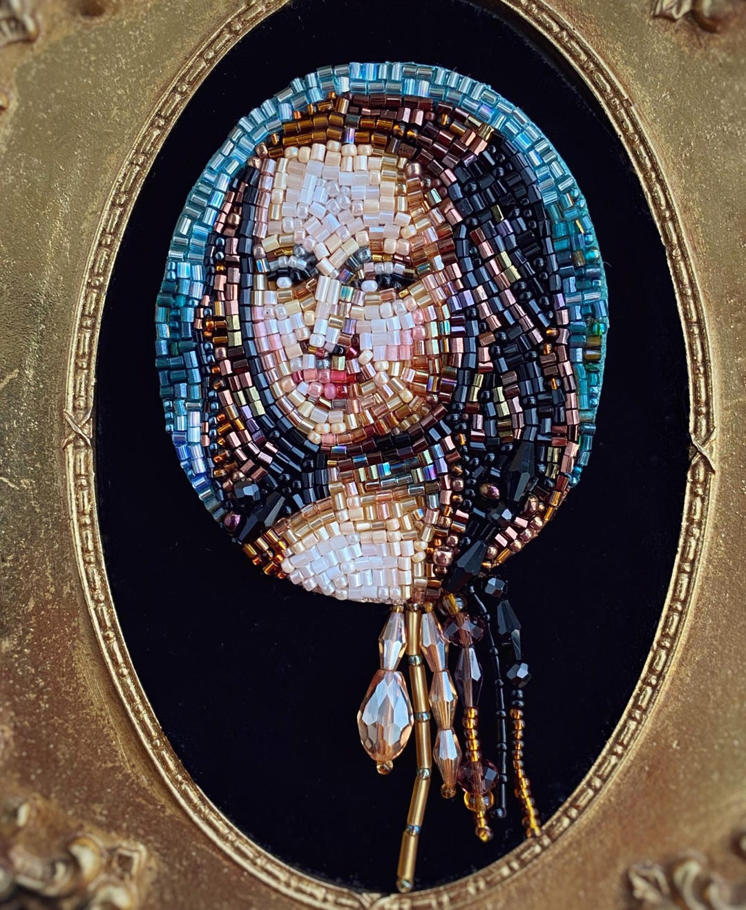 Mona Lisa Embroidery Brooch, Bead Brooch Famous Painting, Handmade ...