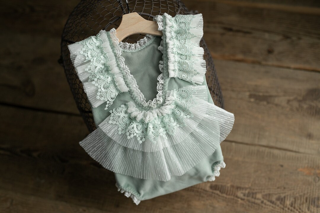 Sitter Girl Outfitcake Smash Photo Outfitsitter Photography Etsy