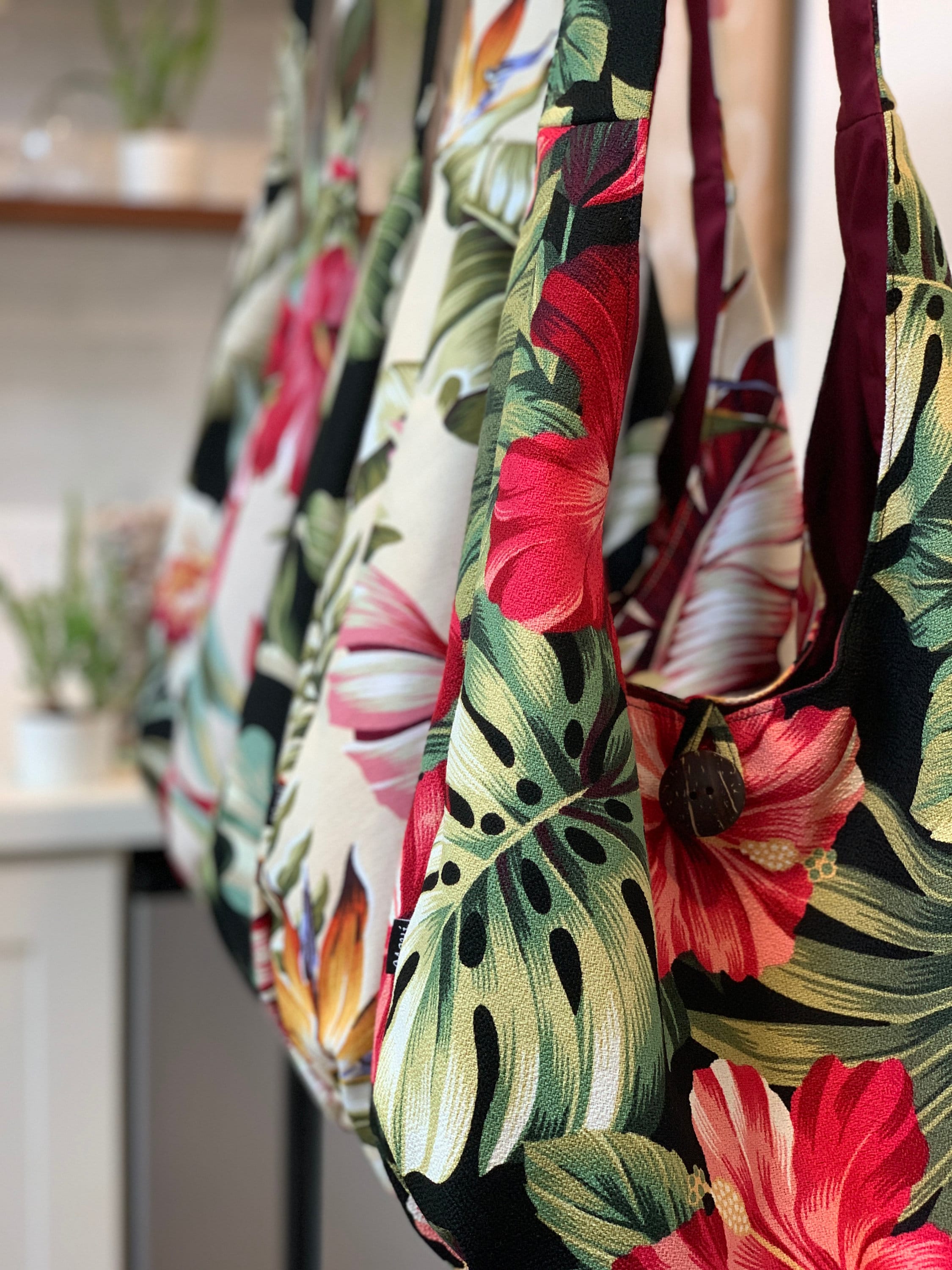Beautiful Hawaiian Print Shoulder Bag Handmade in Maui, Hawaii ...