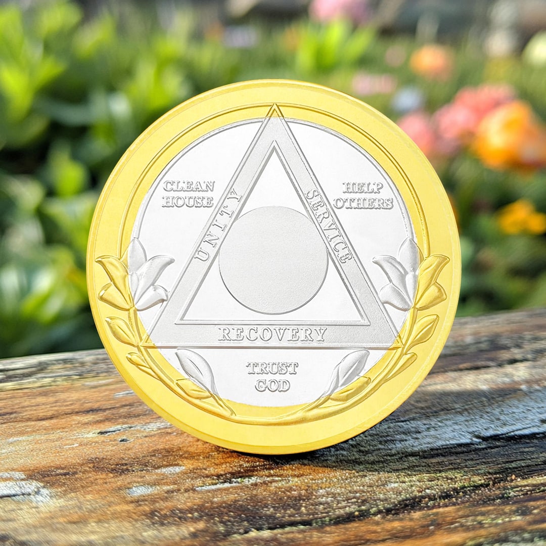 Customised 1-30 Years AA Coin Gold and Silver Triangular Sobriety Chip ...