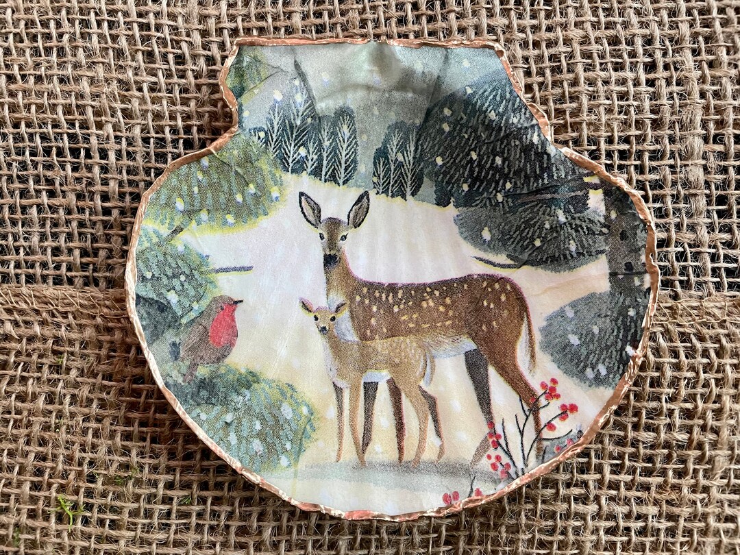 Winter Doe and Fawn Gilded and Decoupaged Natural Scallop Shell - Etsy