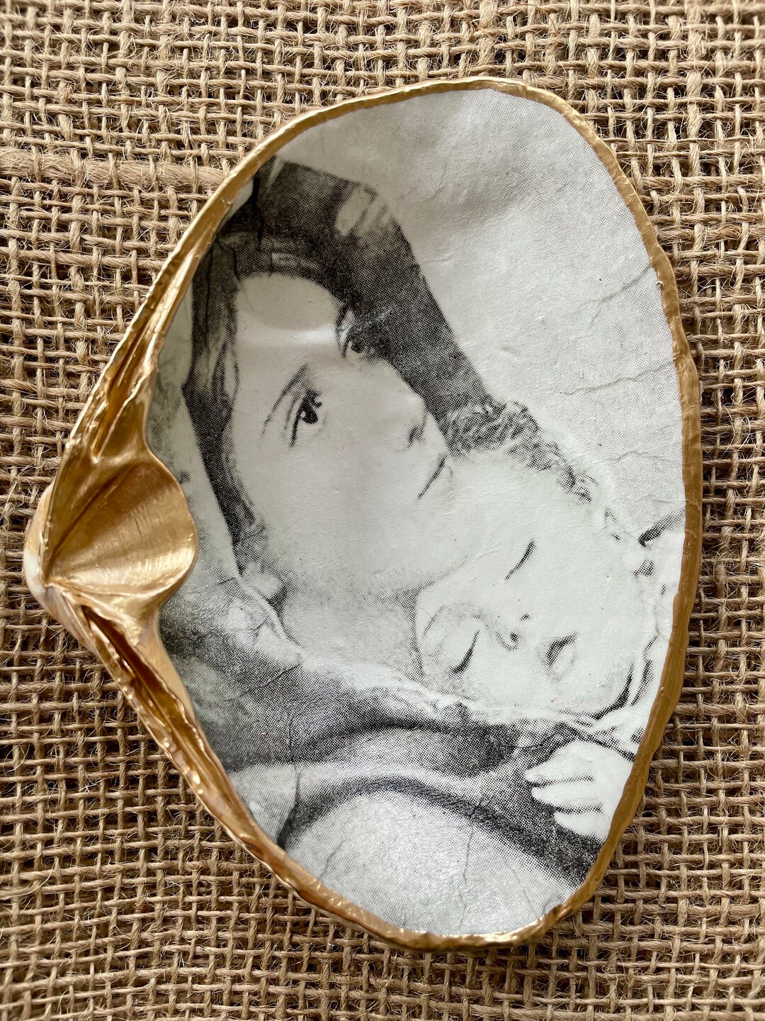 Mary and Child Gilded and Decoupaged Natural Clam Shells - Etsy