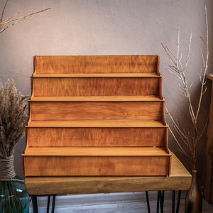 Retail Display Stand, Wooden Display Shelf for Collectibles, Market ...