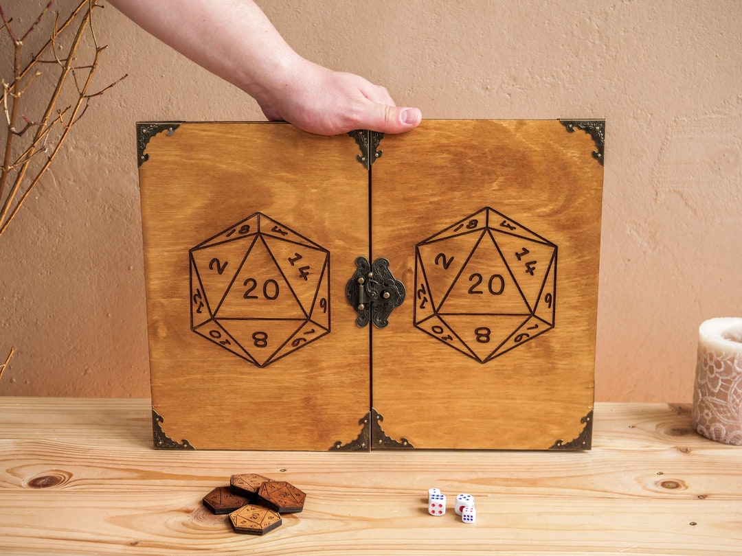 Personalized Dungeon Master Screen, Wooden DM Screen, Dungeon Master ...