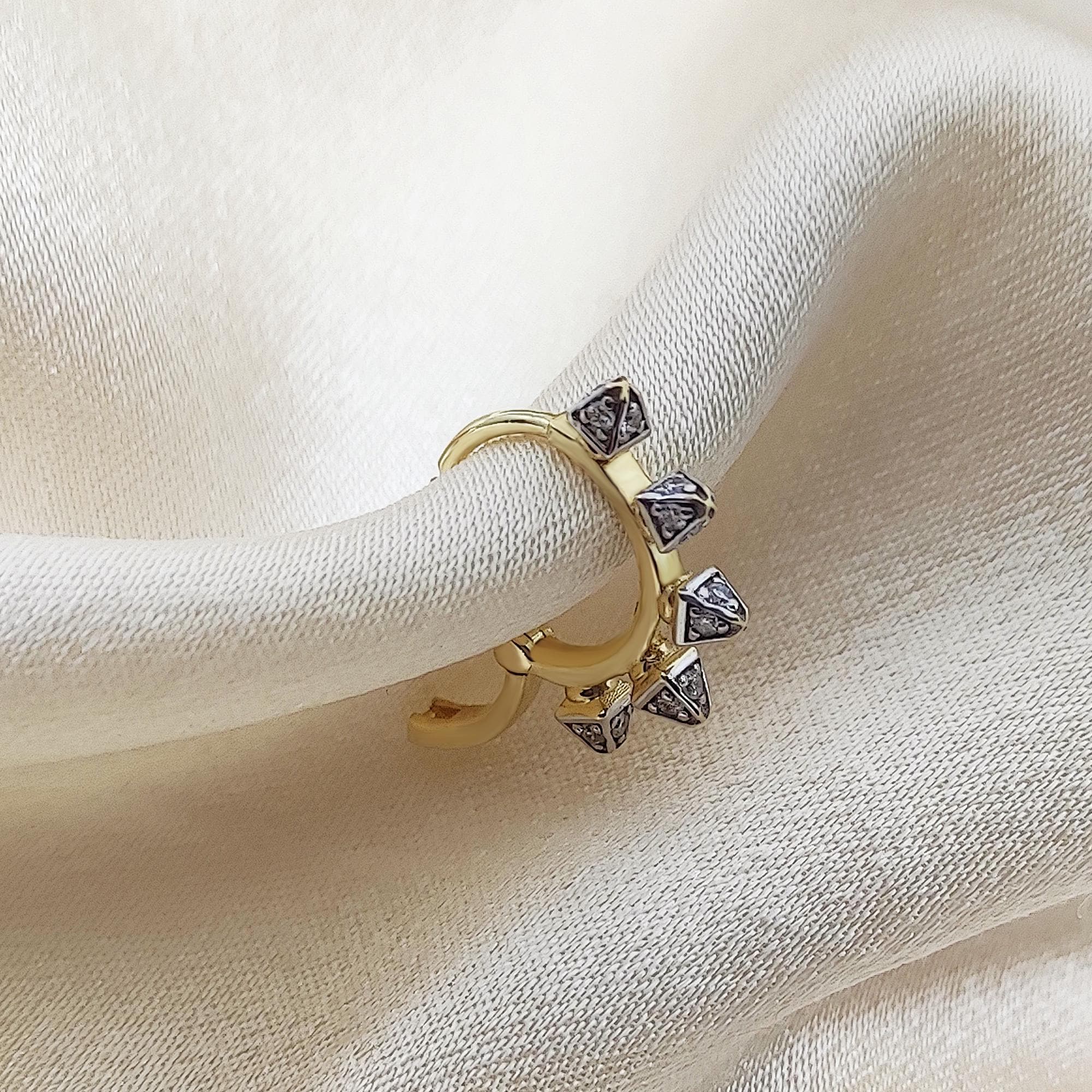 14K Solid Gold Diamond Ear Cuff: Minimalist Pyramid Shaped Earrings ...