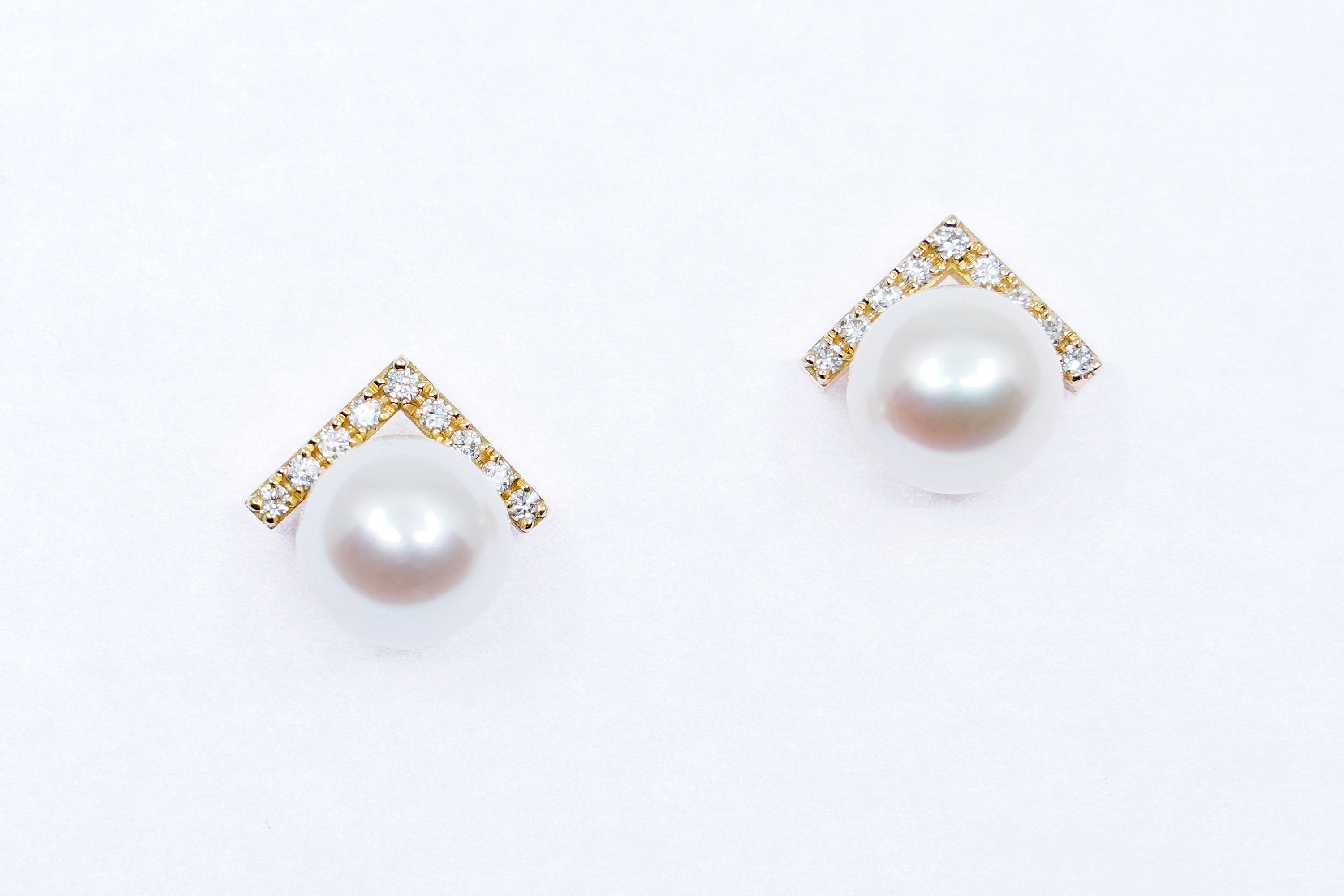 14K Solid Gold Pearl Earring With Diamonds, Pearl Bridal Earring ...
