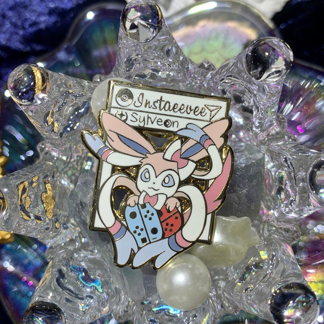Eeveelution Sylveon enamel pin collar pin key chain charm - Etsy España