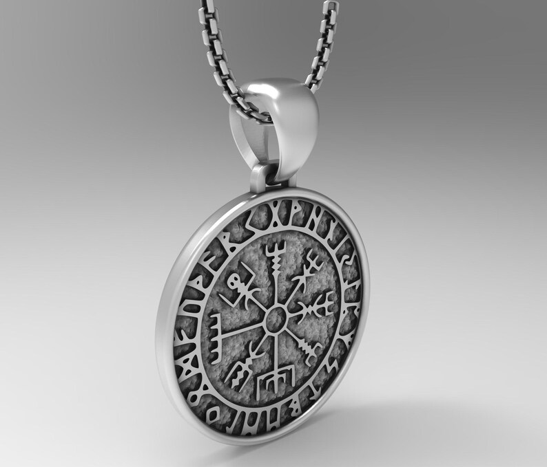 Vegvisir Wayfinder Pendant - Norse Viking Compass Necklace - Ancient ...