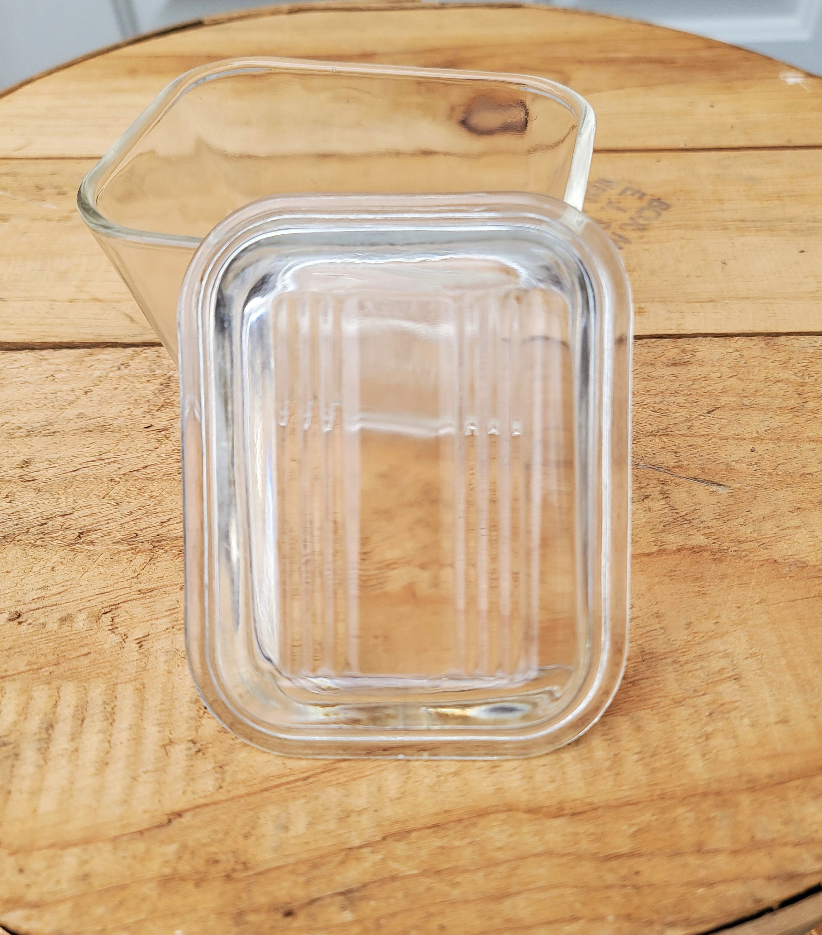 Pyrex Clear Glass Small Refrigerator Dish With Ribbed Lid. 501-B 4-1/4l ...