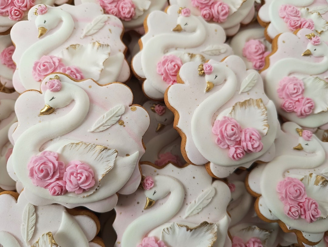 Set of 5 Cookies Swan Cookie Vegan Cookies Edible Swan Gingerbread Swan ...