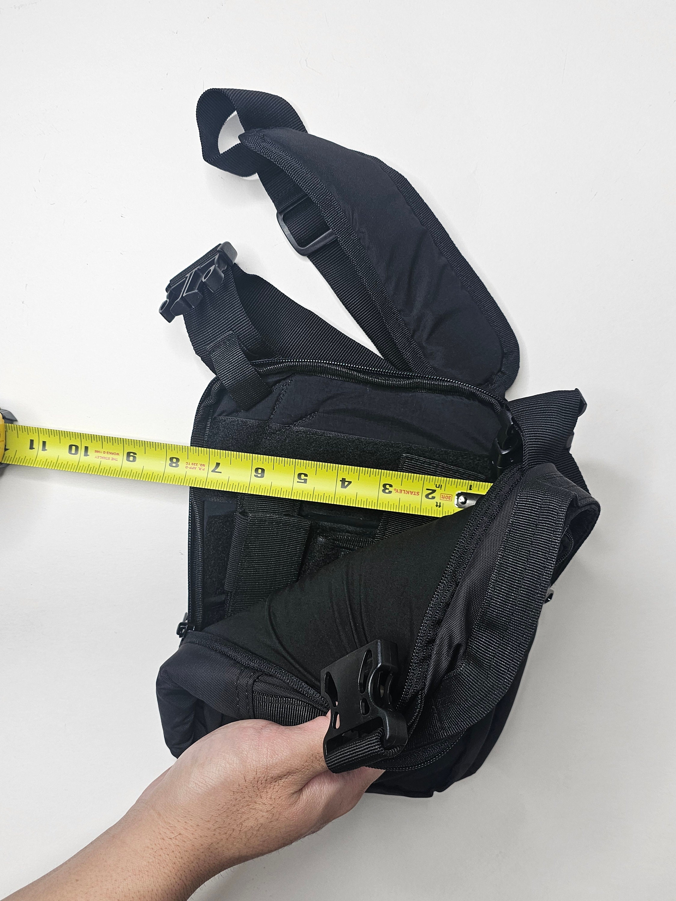 Compact Concealed Carry Sling Bag – Tactical 600D Nylon CCW Crossbody ...