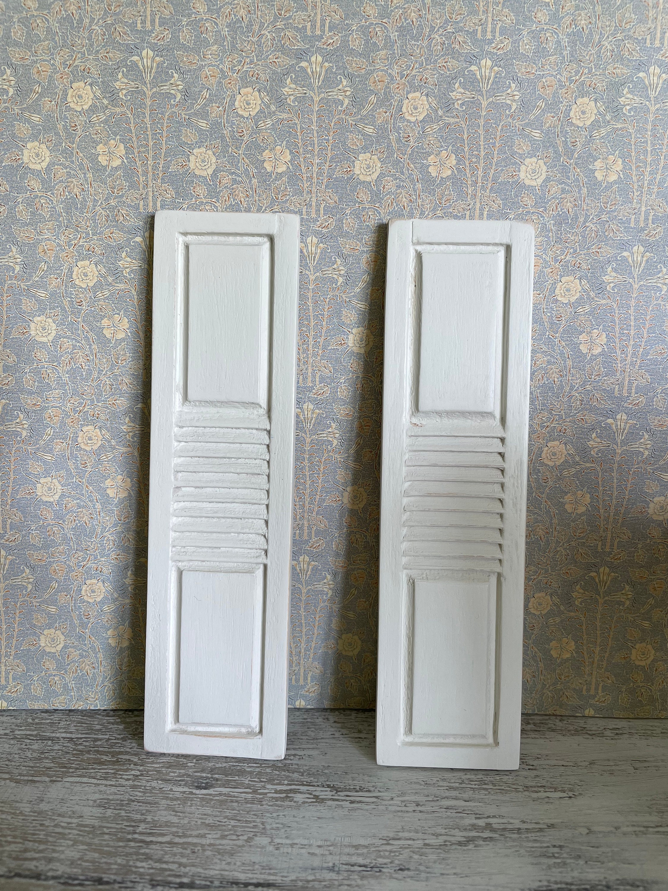 Shabby Shutter . Miniature Scale Wooden. Dollhouse Decoration Accessory ...