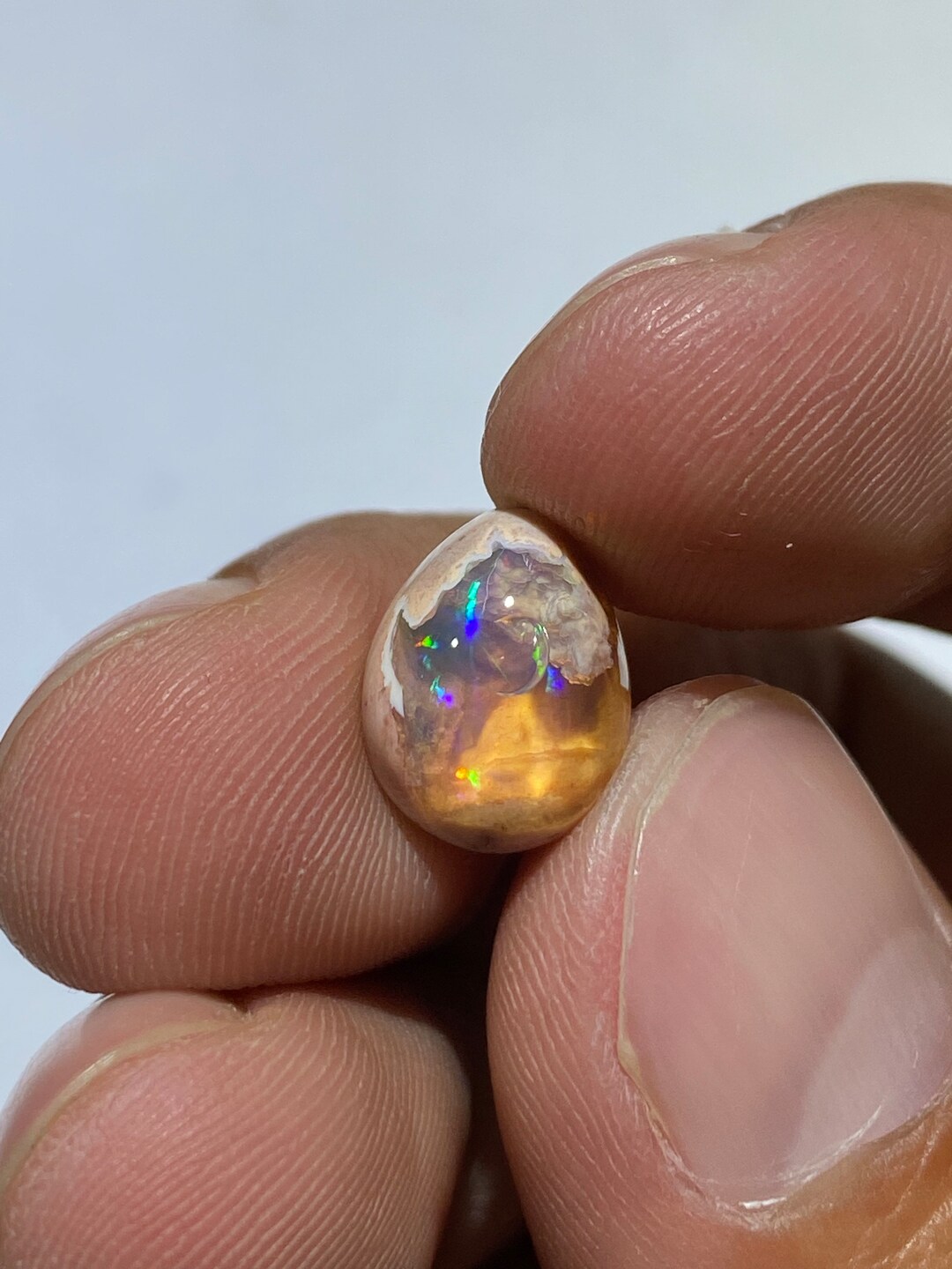 Incredible Matrix Fire Opal With Its Beautiful Sparkles Weight 4.85 ...