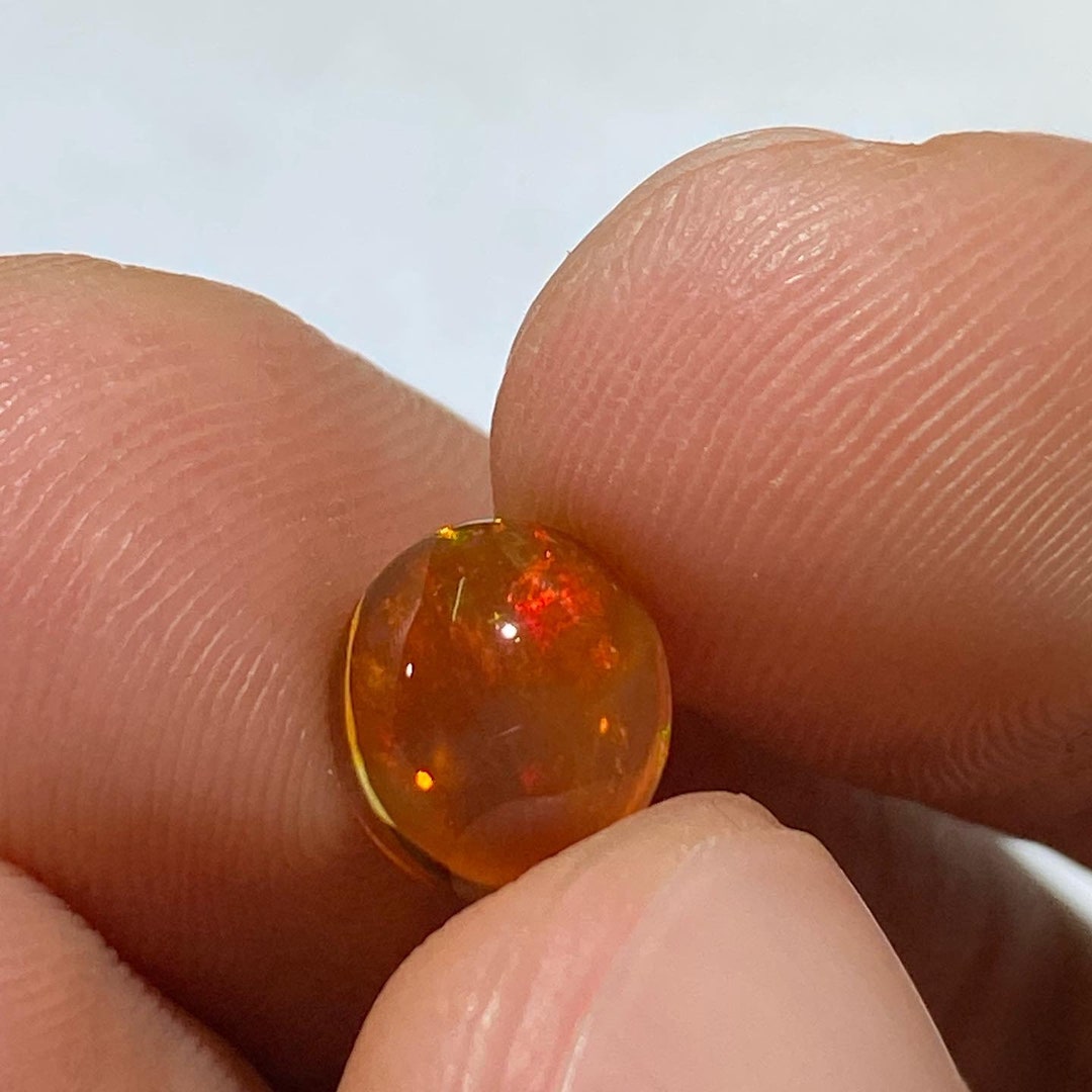 Amazing Fire Opal With Its Beautiful Sparkles Weight 1.60 Carats AA ...