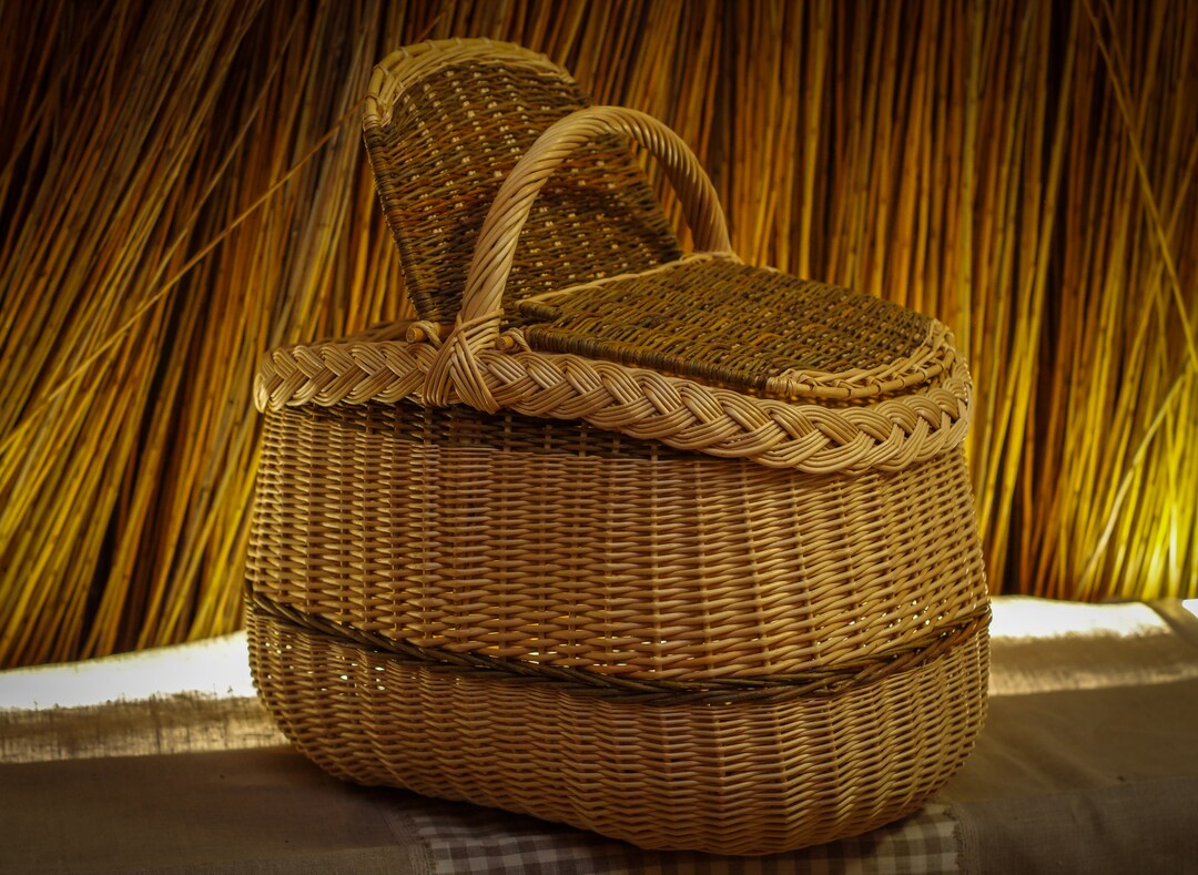 Handmade Willow Picnic Basket: Country Style Market Basket - Etsy