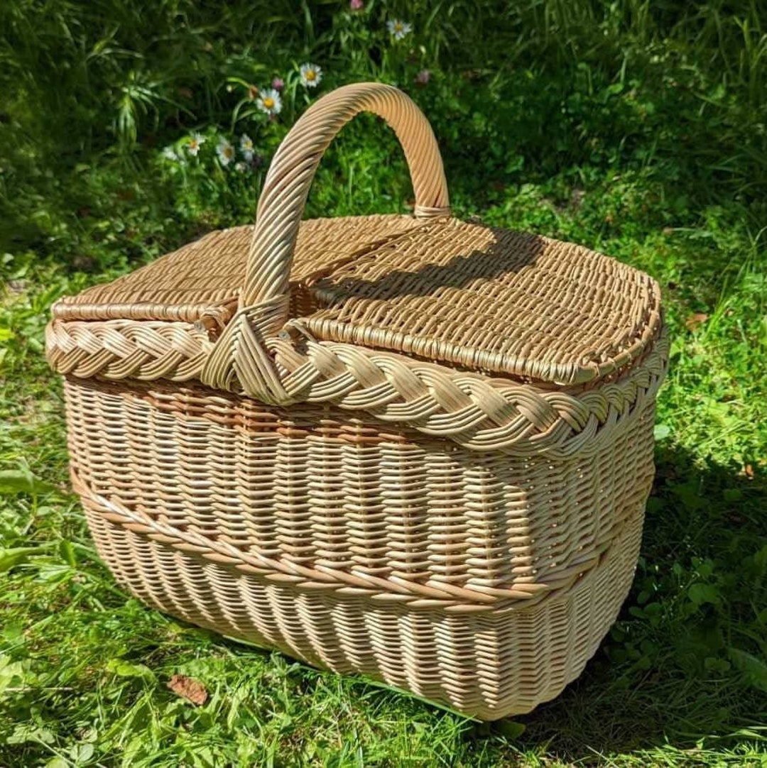 Wicker Picnic Basket - Etsy