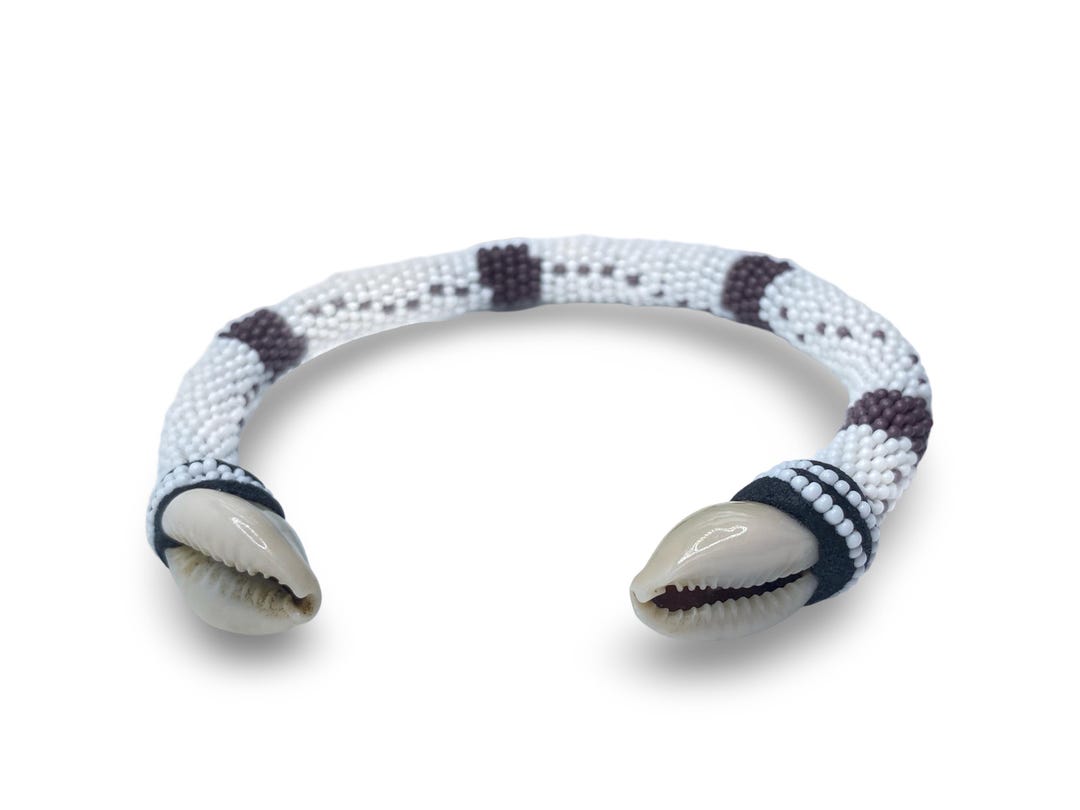 Handmade Ilde De Obatalá Obamoro Bracelet - Cowrie Shell Yoruba ...