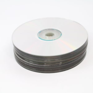 Bundle of Used/ Scratched Cds and Dvds Discs Reflectors for Crafts, Art ...
