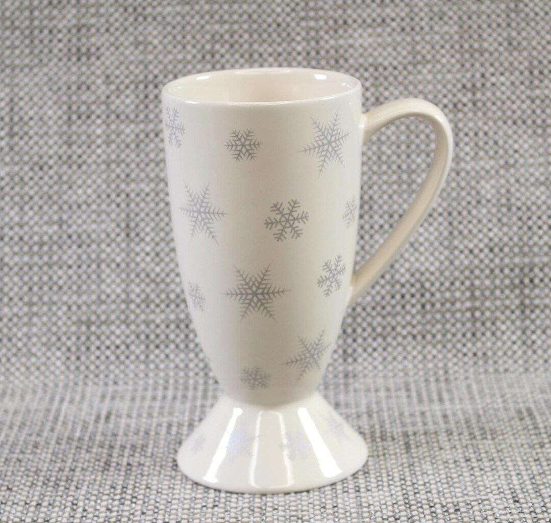 Whittard of Chelsea Tall Hot Chocolate Latte Mug Snowflakes Christmas ...