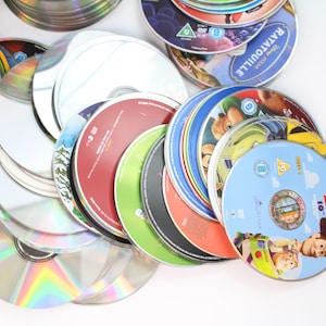 Bundle of Used/ Scratched Cds and Dvds Discs Reflectors for Crafts, Art ...