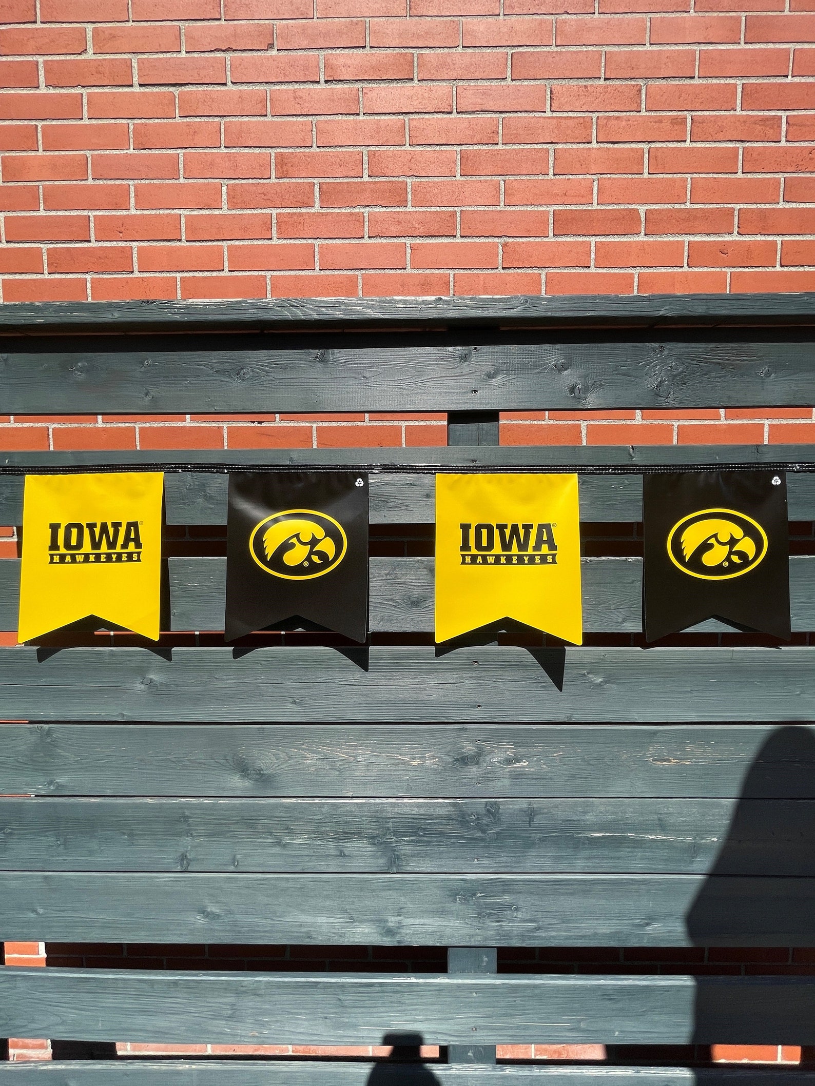 Iowa Hawkeyes Pennant Flags 18' of String With 12 Flags University of ...