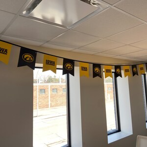 Iowa Hawkeyes Pennant Flags | 18' of String With 12 Flags | University ...