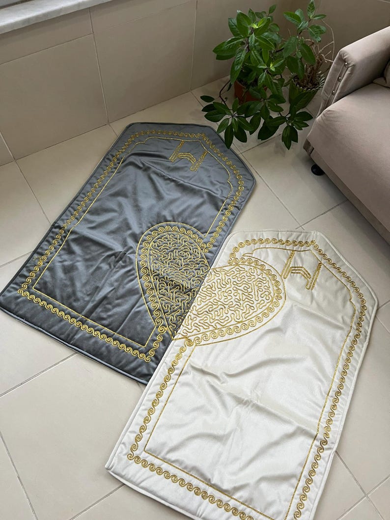 Personalized Prayer Mat Couple Set | Islamic Wedding Gift, Eid Gift - Etsy