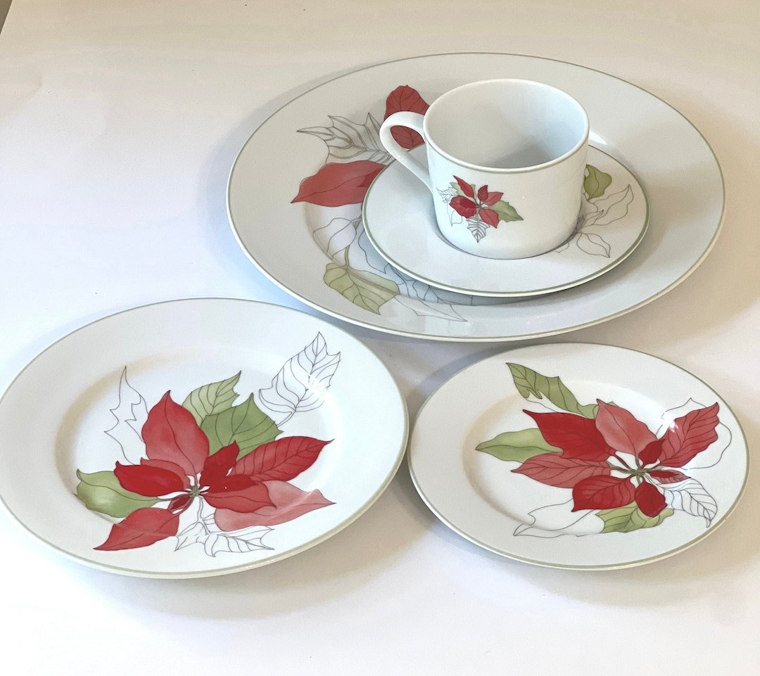 Vintage Block Spal Red Poinsettia Dinnerware Set by Mary Lou Goertzen ...