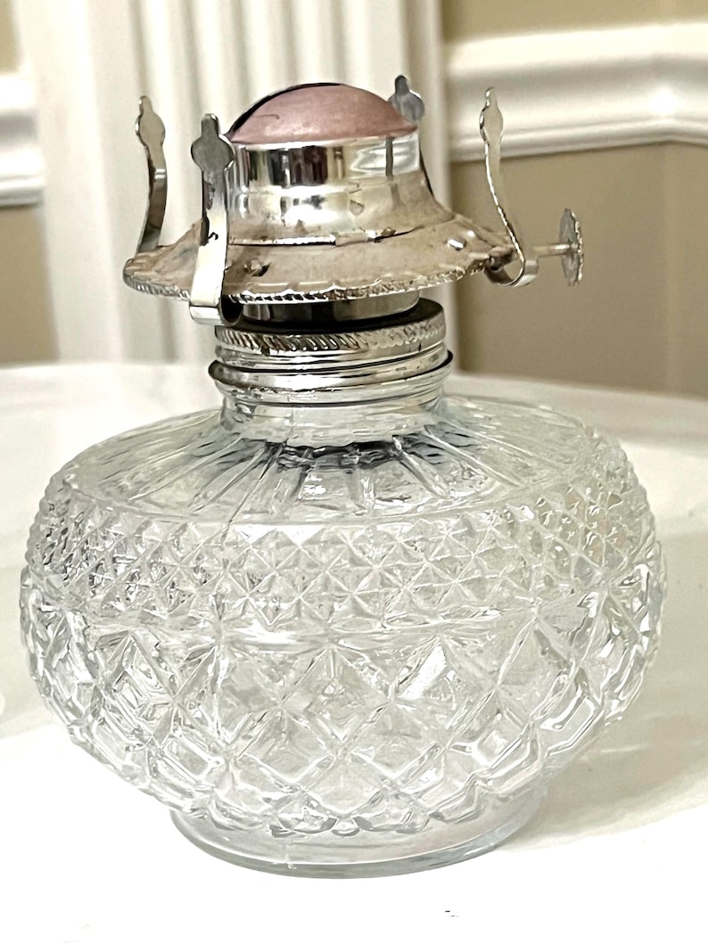 Vintage Lamplighter Farm Clear Glass Oil Lamp - Wick Burner Table Lamp ...