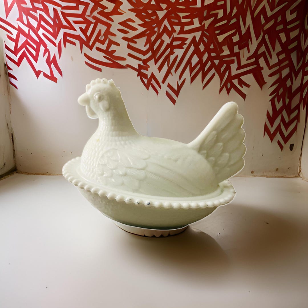 Milk Glass Hen on Nest With Beaded Rim, Indiana Glass Milk Glass Hen on ...