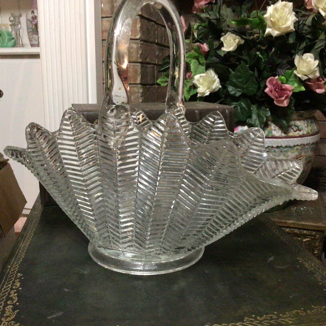 1960 L. E. Smith Glass Co LARGE Feather Pattern Basket Center | Etsy