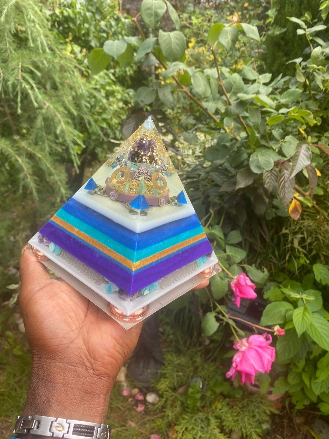 Quantum Vortex XXL Magnetic Glow in the Dark Orgone Pyramid meret's ...