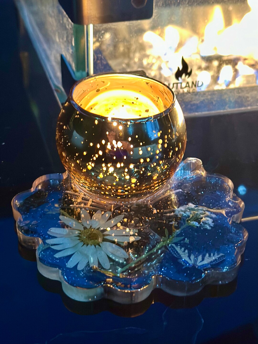 Butterfly Design Tea Light Tray With Botanicals & Crystals | Resin Art ...