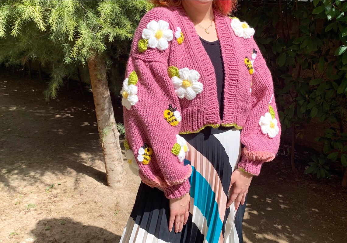 Crop Bee Knit Cardigan Pink Big Daisy Sweaterc Hunky - Etsy