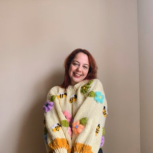 Crop Bee Knit Cardigan, Big Colorful Bee Sweater,chunky Sweater ...