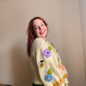 Crop Bee Knit Cardigan, Big Colorful Bee Sweater,chunky Sweater ...