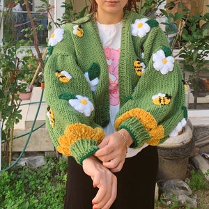 Green Crop Bee Cardigan, Oversized Sweater, Chunky Flower Cardigan ...