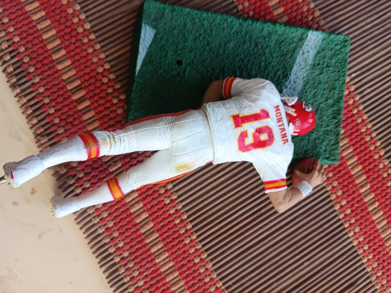 CUSTOM MCFARLANE NFL Figures chiefs: Mahomes, Allen, Montana, Okoye ...